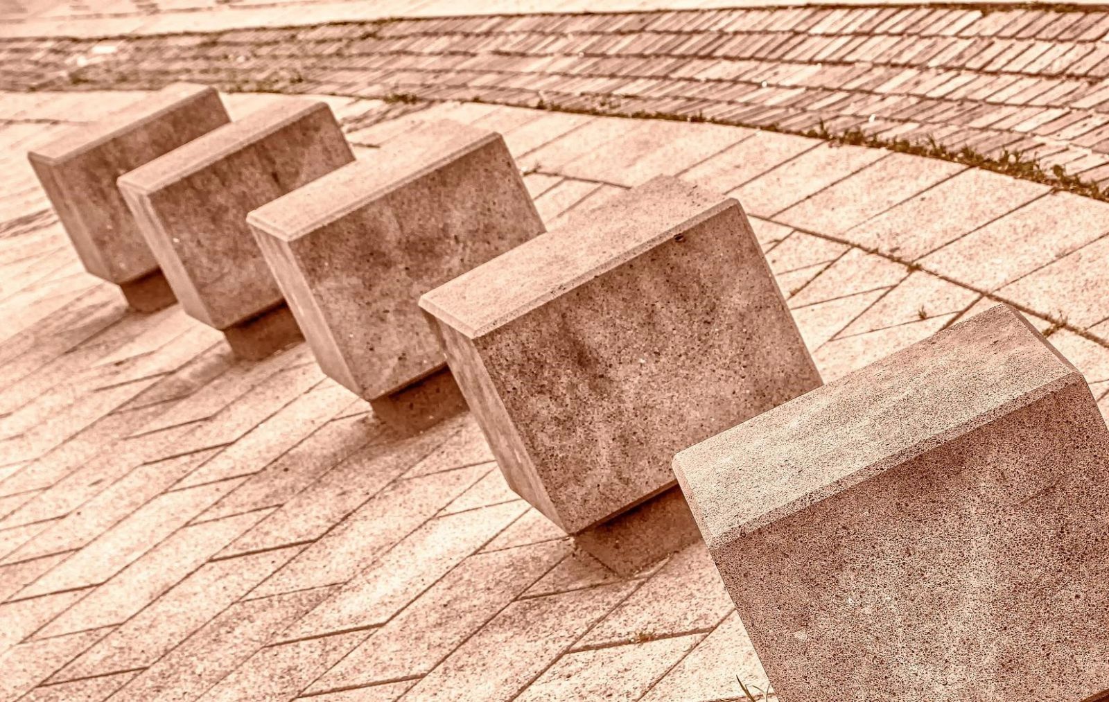 How are concrete blocks made?